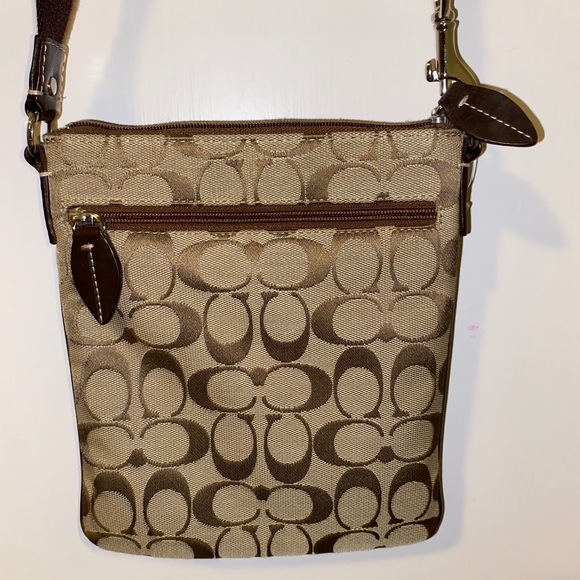 Coach | Bags | Coach Messenger Classic Jacquard Logo Crossbody | Poshmark